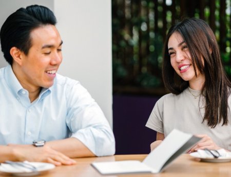 15 Of The Best Tips For Managing A Friendship At Work In 2022