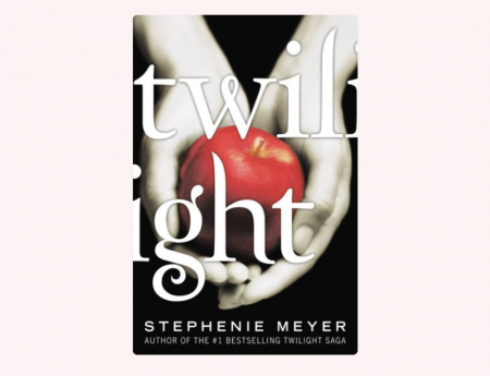Diving Into the Supernatural: 20 Engrossing Books Like Twilight